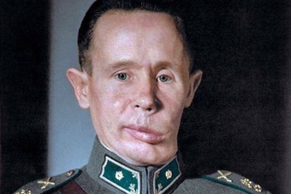 Kürşad Fatih Kaputoğlu: Simo Häyhä : Beyaz Ölüm