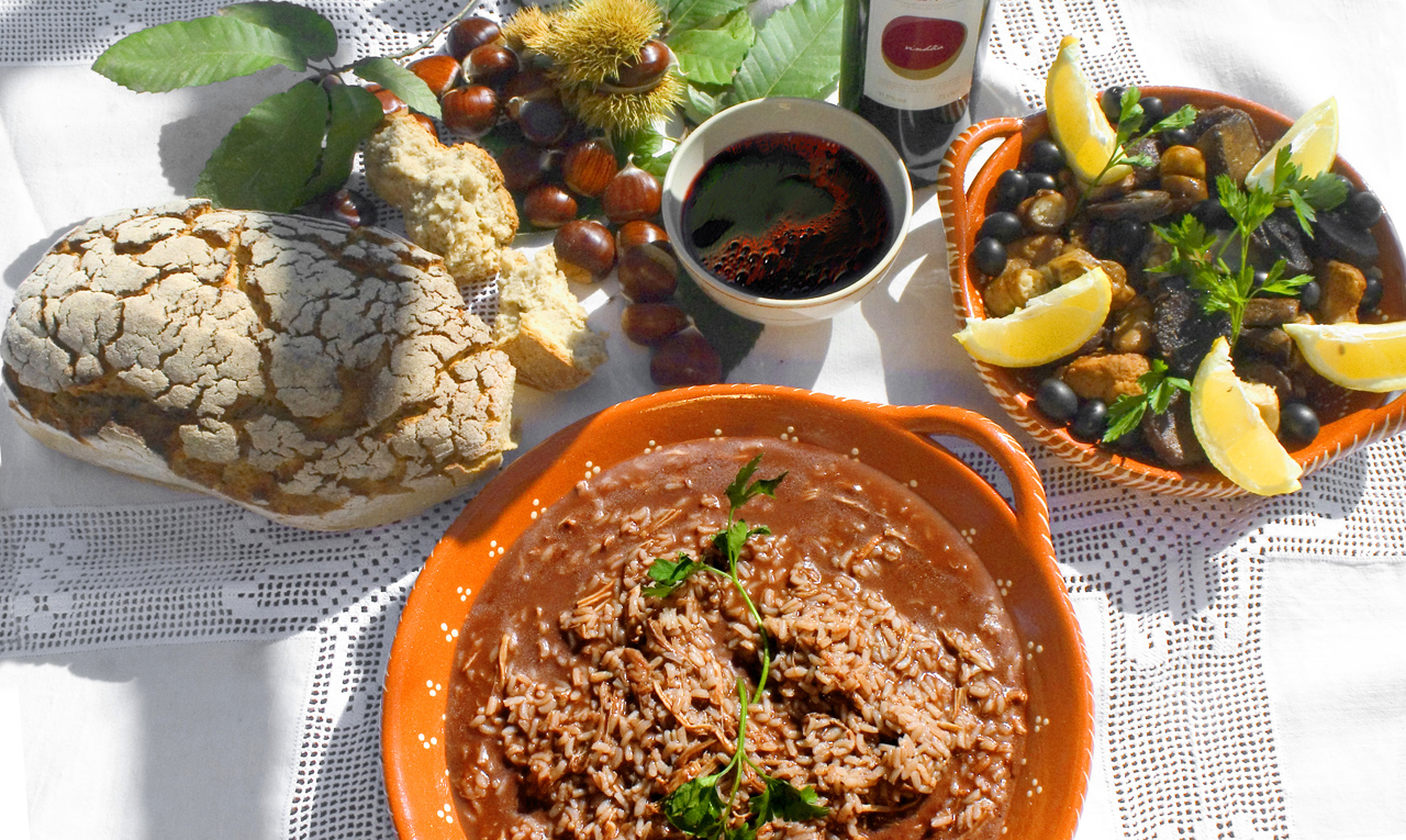 BOOKINHA EM VIAGEM PELAS TERRAS DE PORTUGAL: Sarrabulho e Caldo Verde a ...