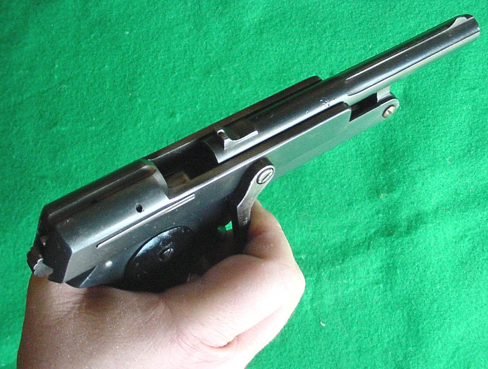 Pistola JO.LO.AR. | Armas de Fuego