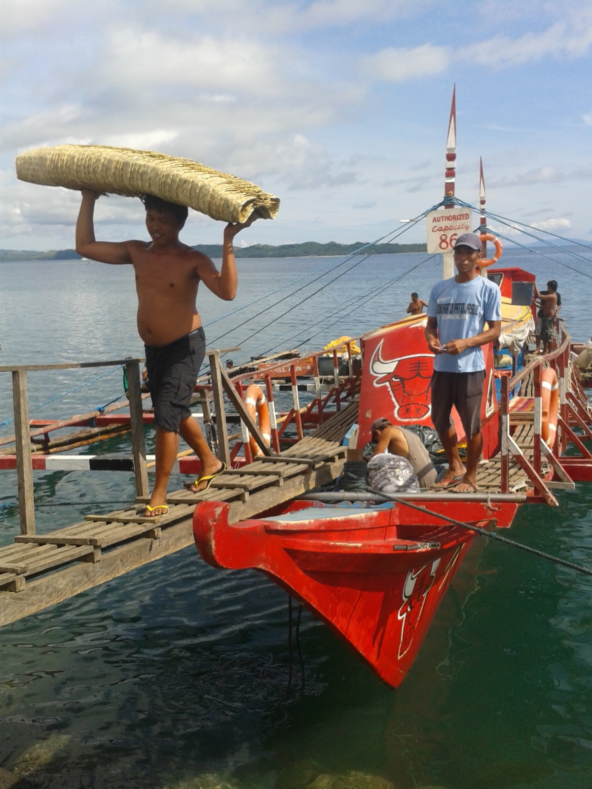 Epic Street :: The Mirror-Like Waters off the Coast of Aroroy, Masbate