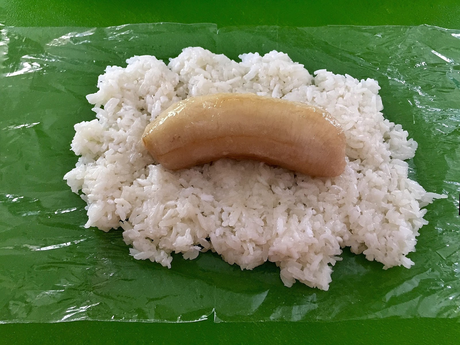 The Spices Of Life . . .: Chuối Bọc Nếp Nướng (Grilled Banana Wrapped ...