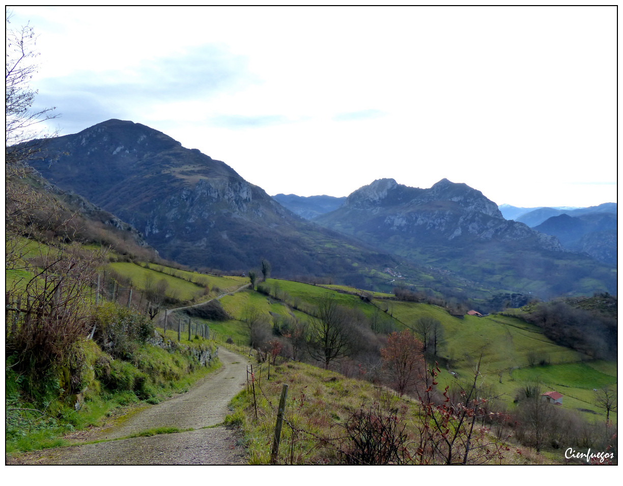 Caleyando con Cienfuegos: La Sierra de Serandi por el Desfiladero de ...