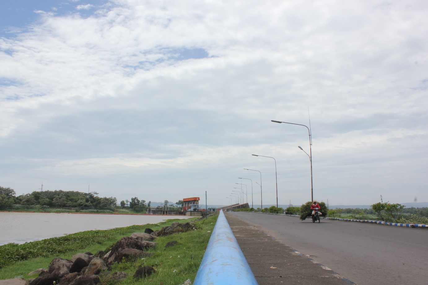 Inilah Blitar: Bendungan Wlingi Raya (Jegu)