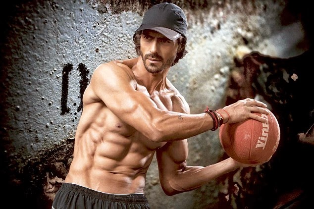 Bollywood Actors Body Photos | Bodybuilder Bollywood Actors