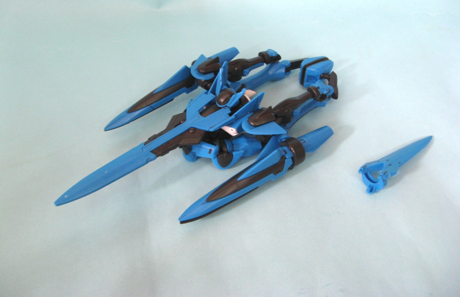 GUNDAM 00 HG GNX-903VW BRAVE COMMANDER TEST TYPE 高達00 GNX-903VW 勇士指揮官試驗機