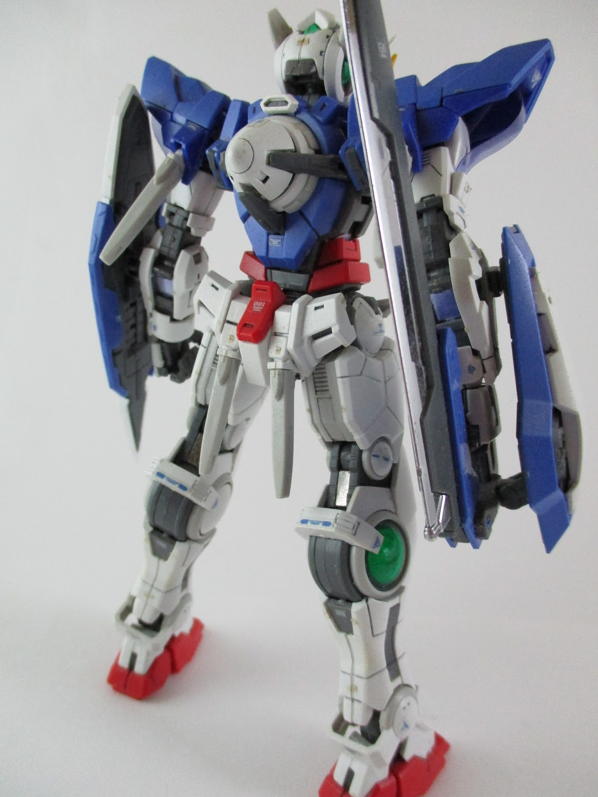 Lightning Quantum's Base: RG 1/144 Gundam Exia Gallery