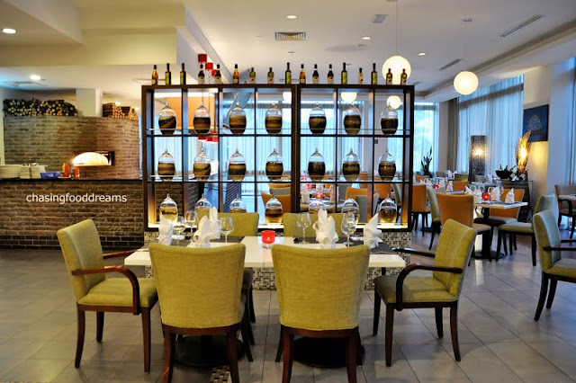 CHASING FOOD DREAMS: Sirocco, Holiday Inn Melaka: Fine Italian Cuisine ...