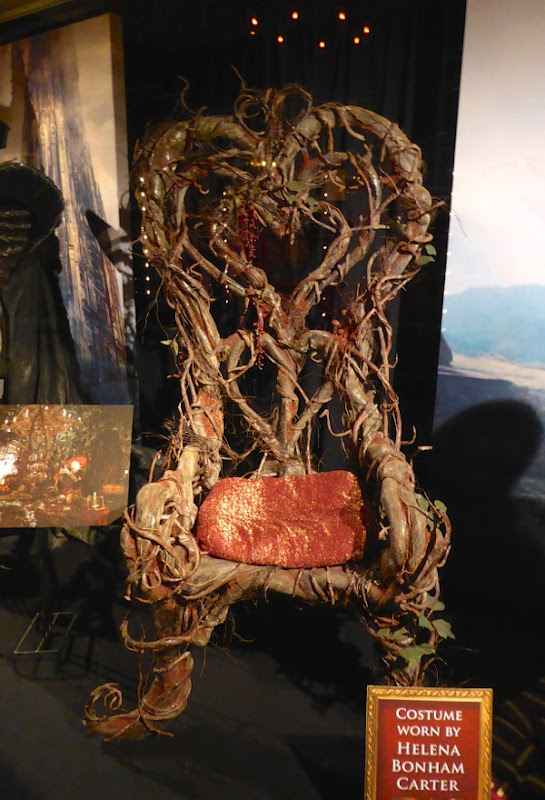 Hollywood Movie Costumes and Props: Red Queen Organic Armour costume ...