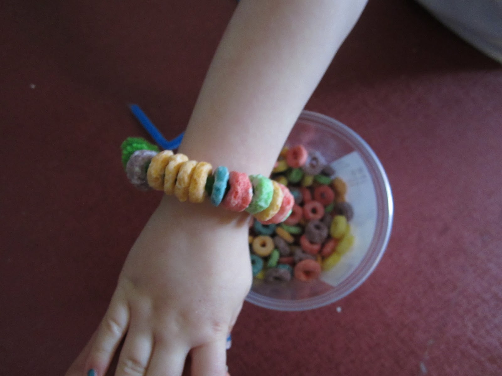 Munkin Punkin: Fruit Loop Bracelets