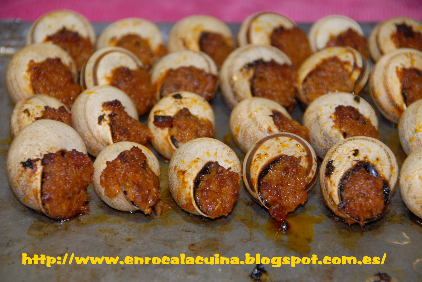 En Roc a la Cuina: Cargols a la llauna amb botifarra de pagès