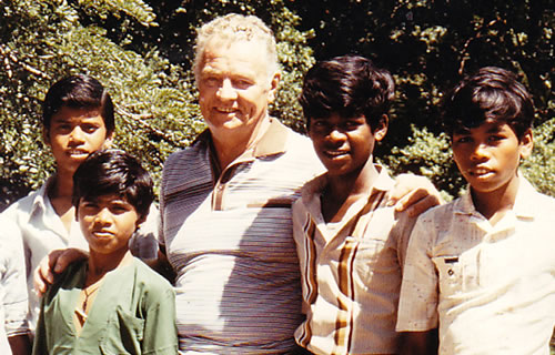 Let Your light shine: May 2016