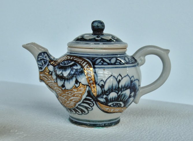 Tea Masters: Teapots on show, teapots for sale