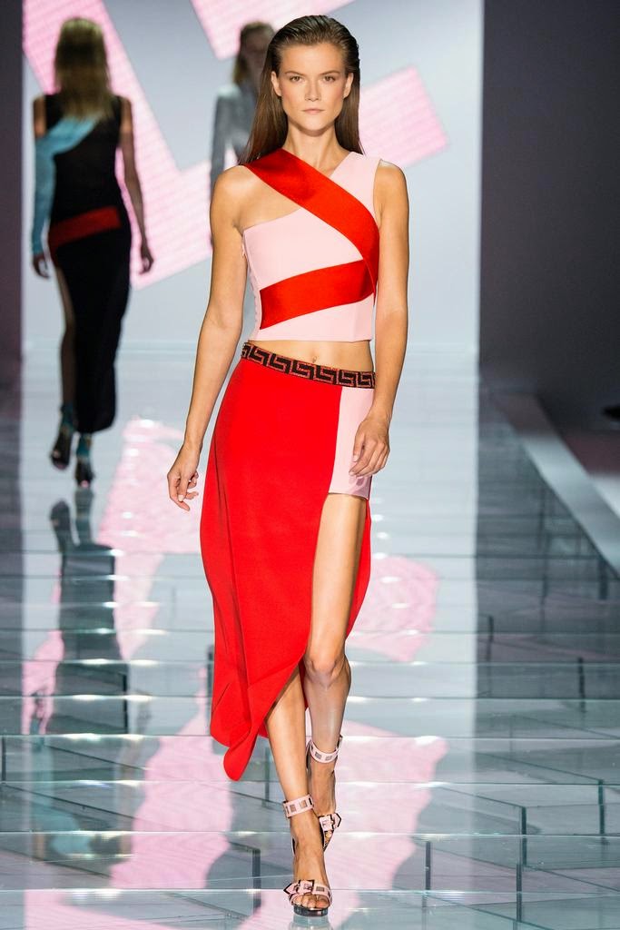 Nicola Loves. . . : The Collections: Versace Spring 2015