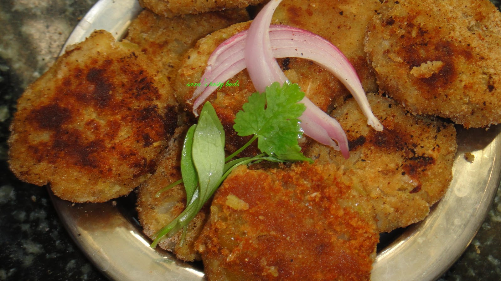 SARA'S TASTY BUDS: Soya granules cutlet