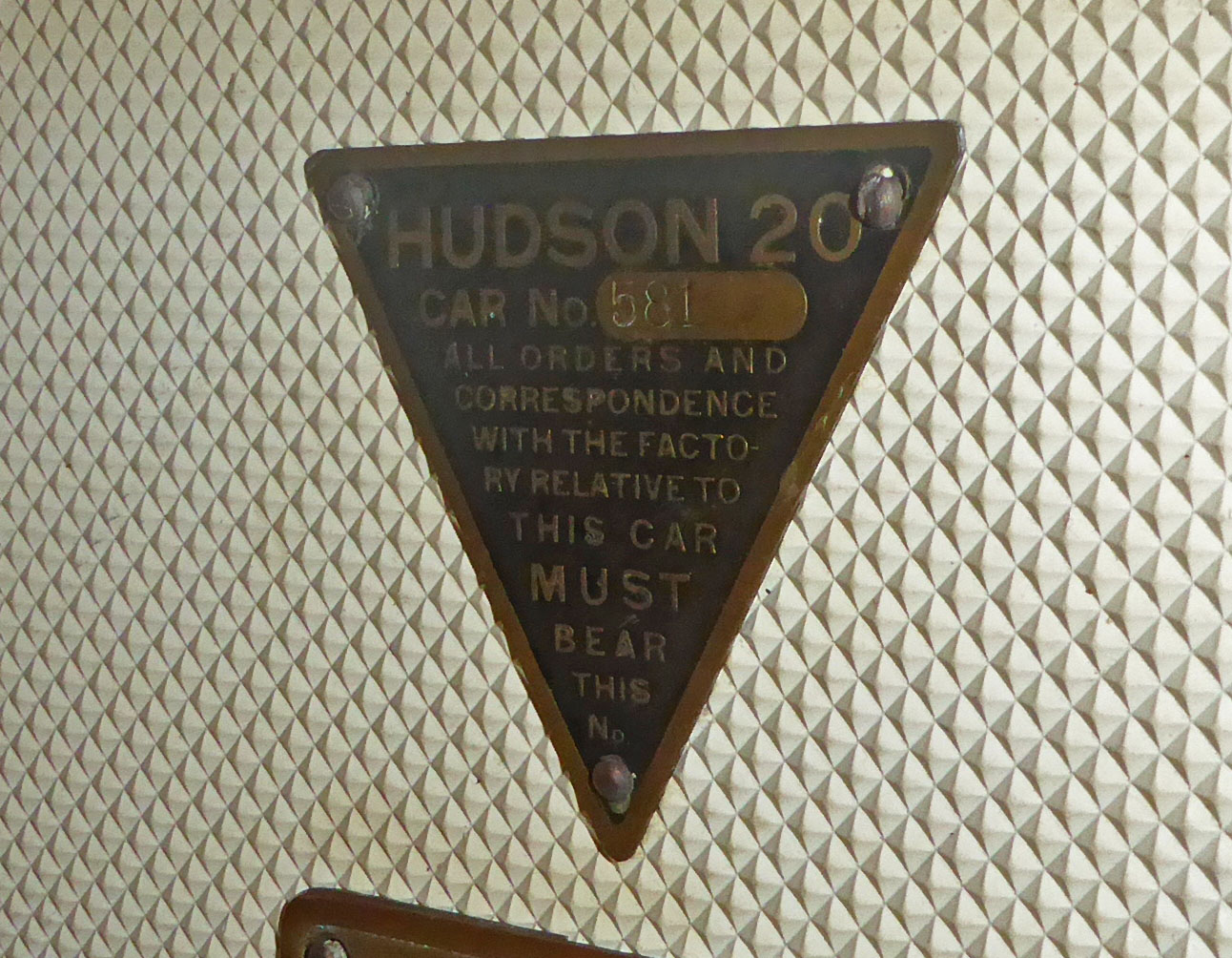 American Auto Emblems: HUDSON