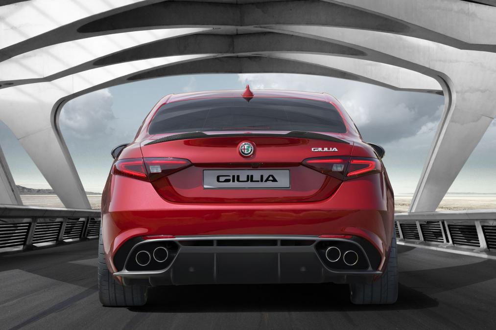 drivingandlife: ALFA ROMEO'S NEW GIULIA - Replacement for 159 and BMW ...