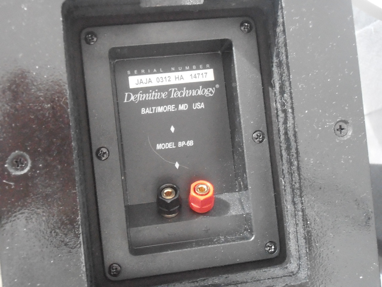 Stereo i Kolorowo - Underground: Kolumny Definitive Technology BP6