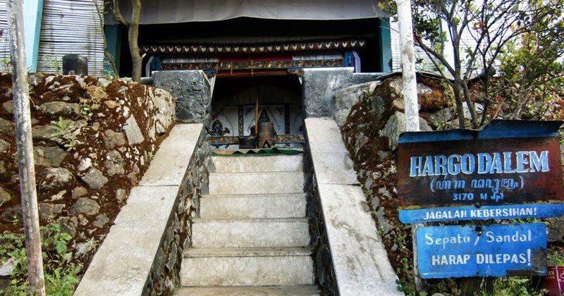 Guide dan Porter Gunung Lawu, Tentang Hargo Dalem