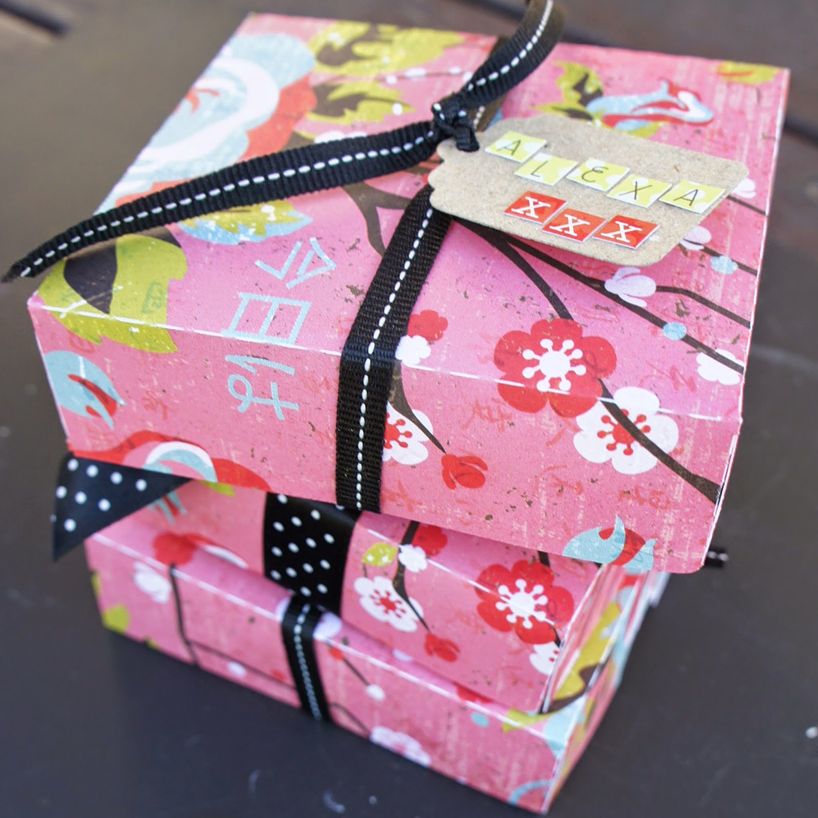 Play As U GO Mini Cake Boxes play-as-u-go-mini-cake-boxes