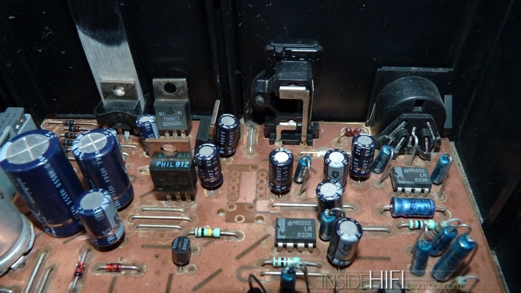 Inside Hi-Fi: Philips CD 150 (CD 150/00, CD 150/60)