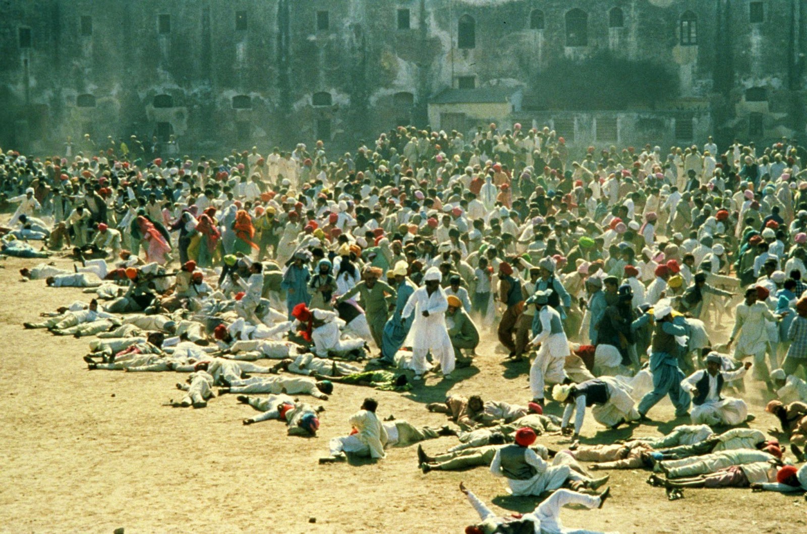 Movie Review: Gandhi (1982) | The Ace Black Movie Blog