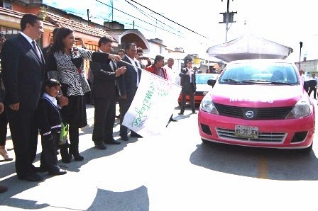 Edoméx en línea: Taxi Rosa en Metepec