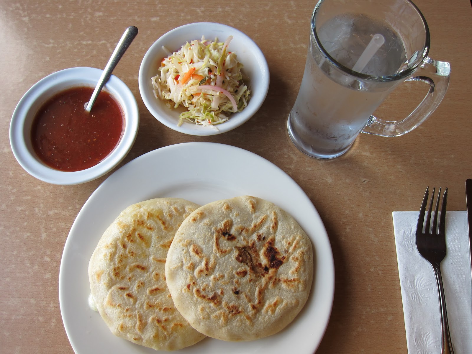 THE BIG EAT: (30) Pupusas @ Balompie Cafe