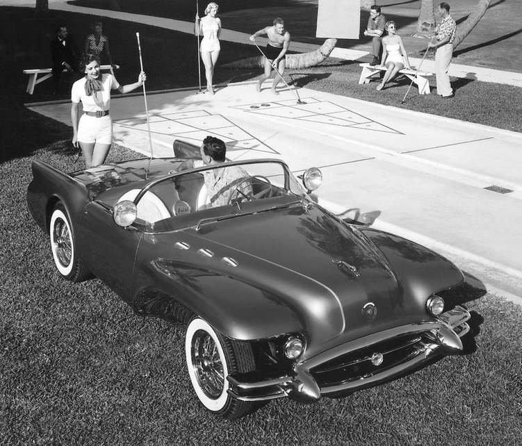 Car Style Critic: Buick Wildcat III as Predictor of 1957 Line