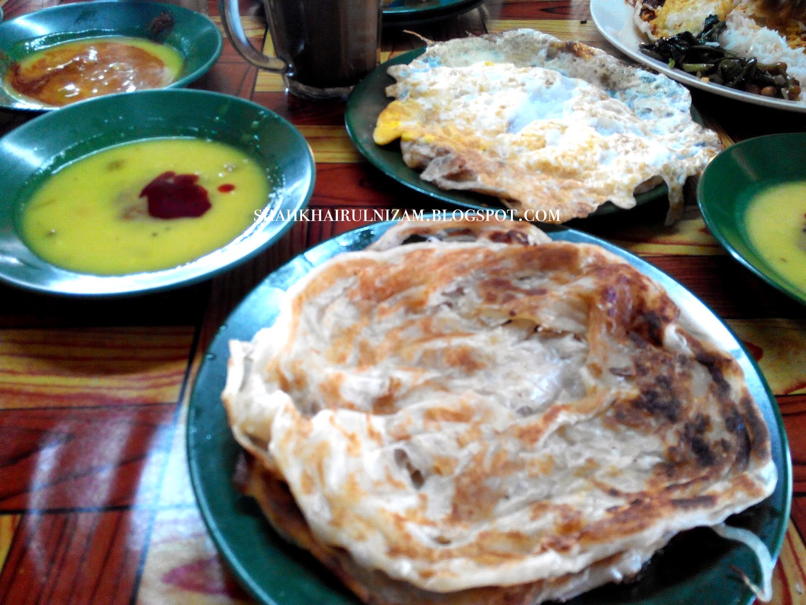 Pencari Makan Travel Food Roti Canai Kayu Arang Bakar Melaka | PENCARI ...