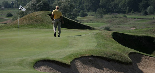 RICHARD A. BARIL: GC Review - Courson Monteloup