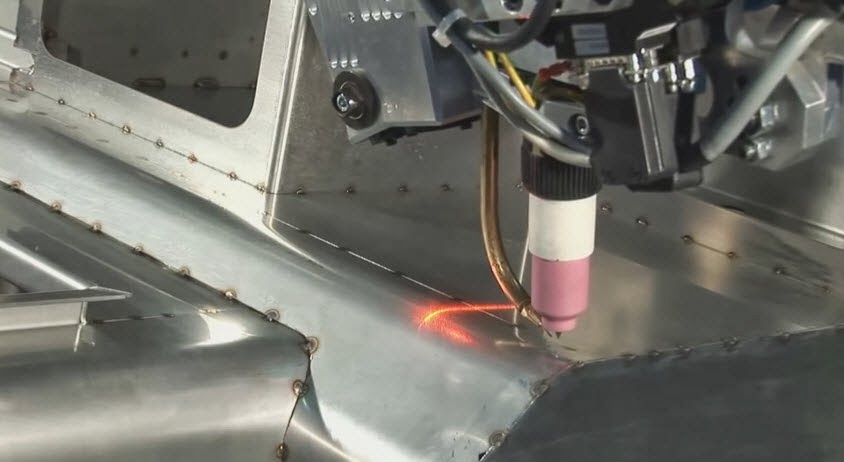 ขั้นตอนการเชื่อมชิ้นงานด้วยระบบหุ่นยนต์Motoman TIG welding robot ...