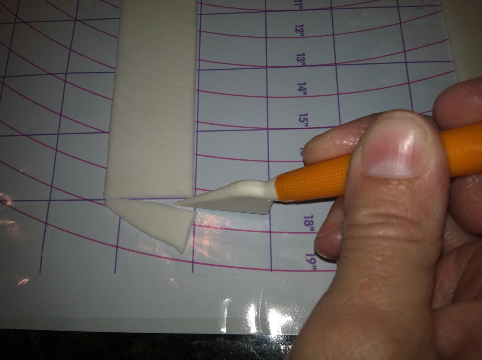 The Iced Queen: Loopy Fondant Bow