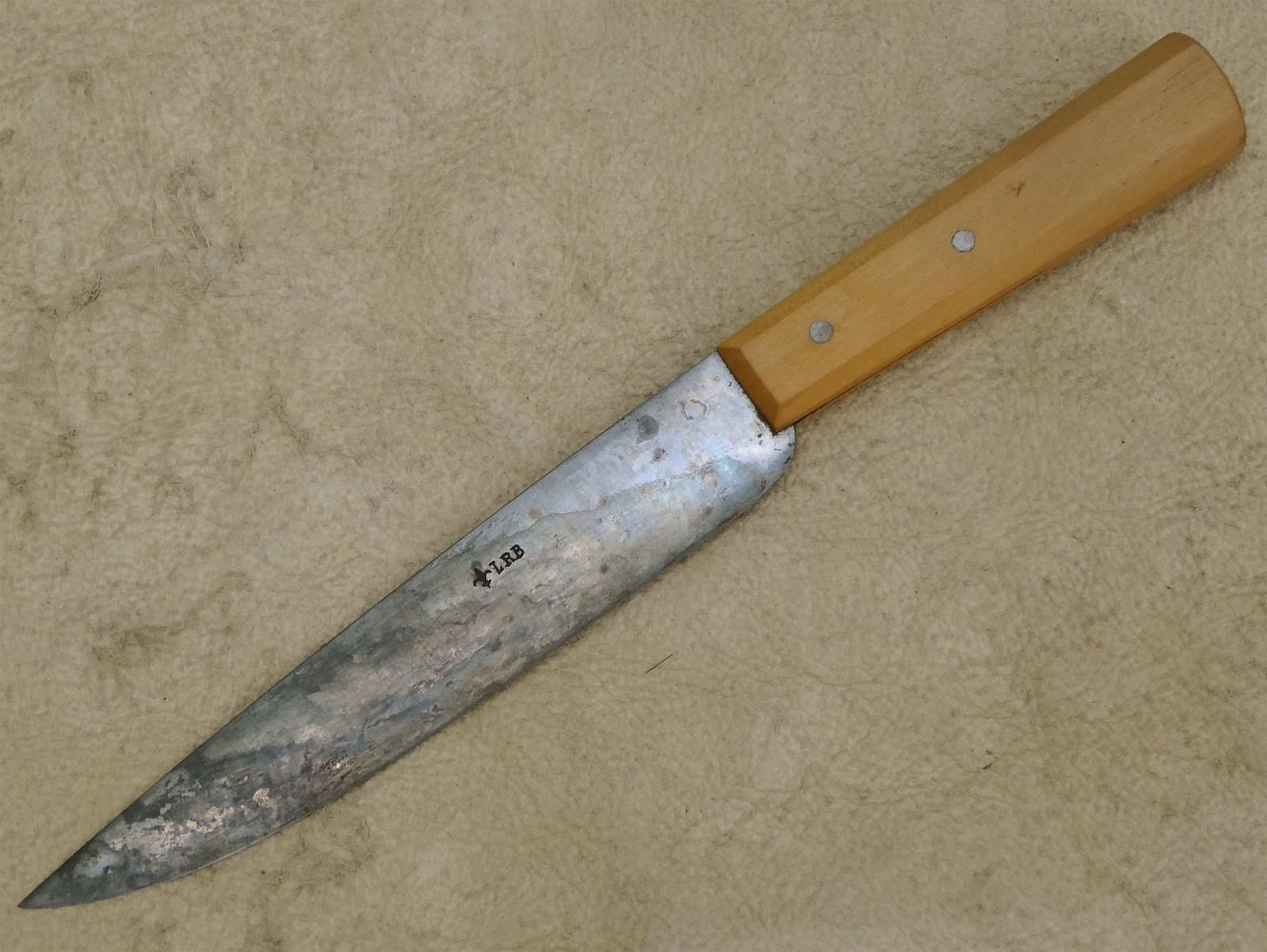 Contemporary Makers: Knife and Sheath by Wick Ellerbe