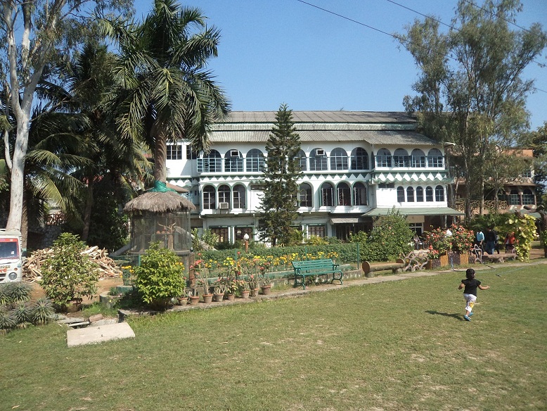 Lonely Voyagers - The Journey to the Unknown: Nirala Resort - Weekend ...