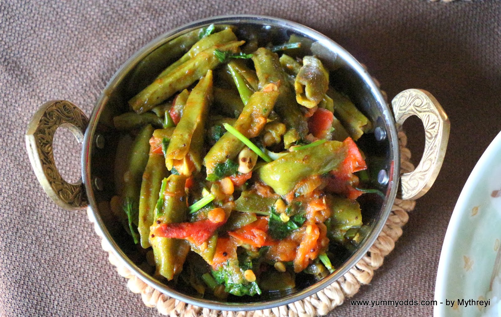 Yum! Yum! Yum!: Chikkudukaya Tomato Curry