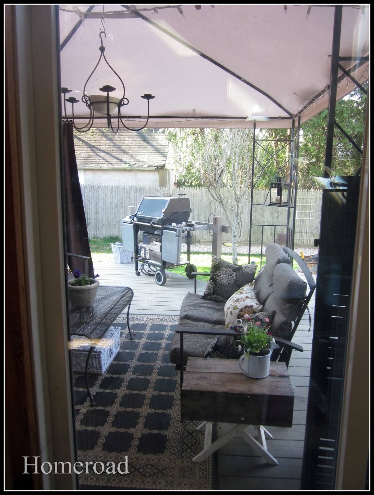 How to Decorate a Deck and Secret Garden