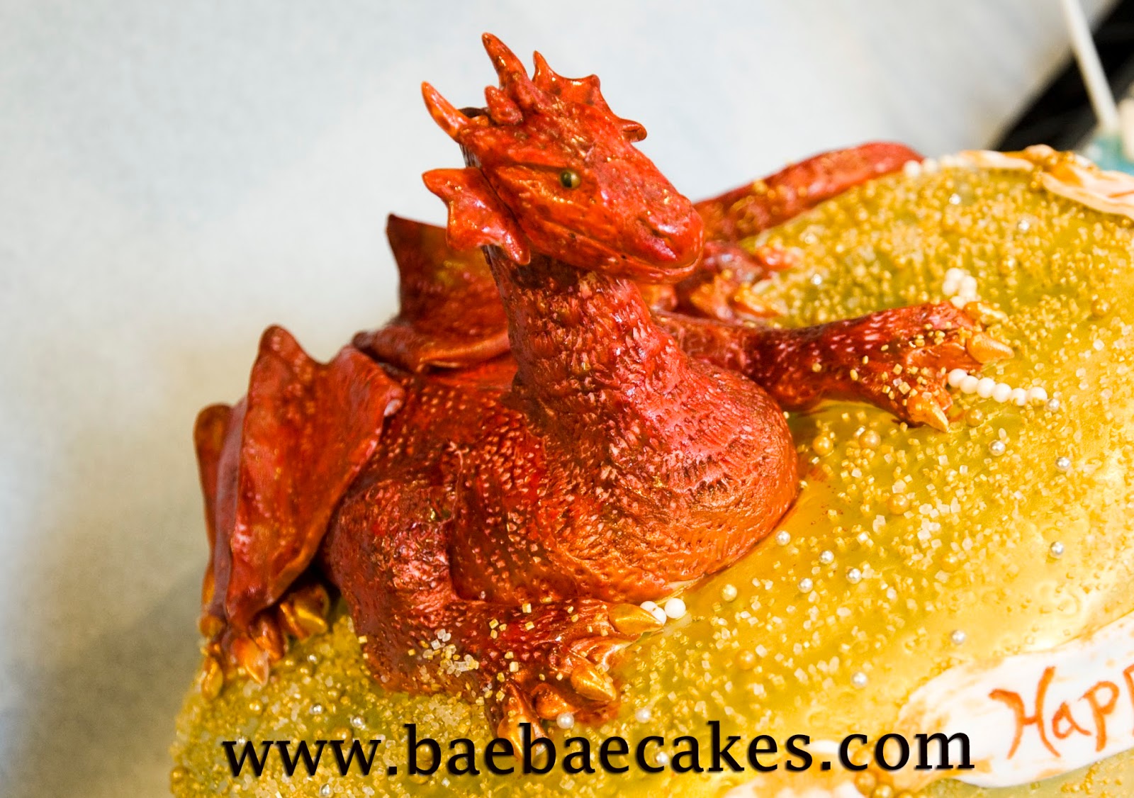BaeBae Cakes: Smaug the Dragon Cake