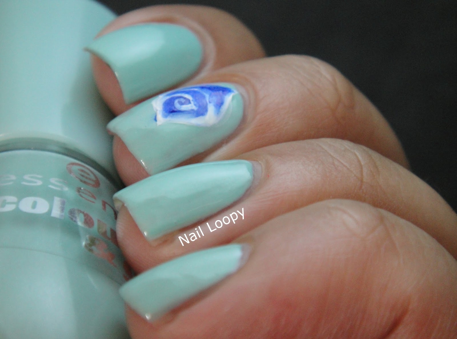 nail loopy: MINT MANIS FOR TALIA JOY