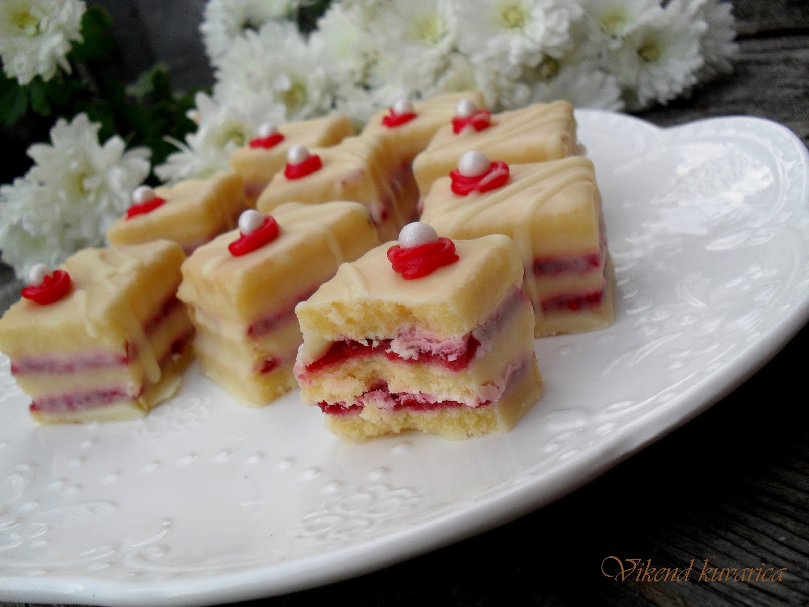 Vikend kuvarica: Minjoni sa želeom od malina