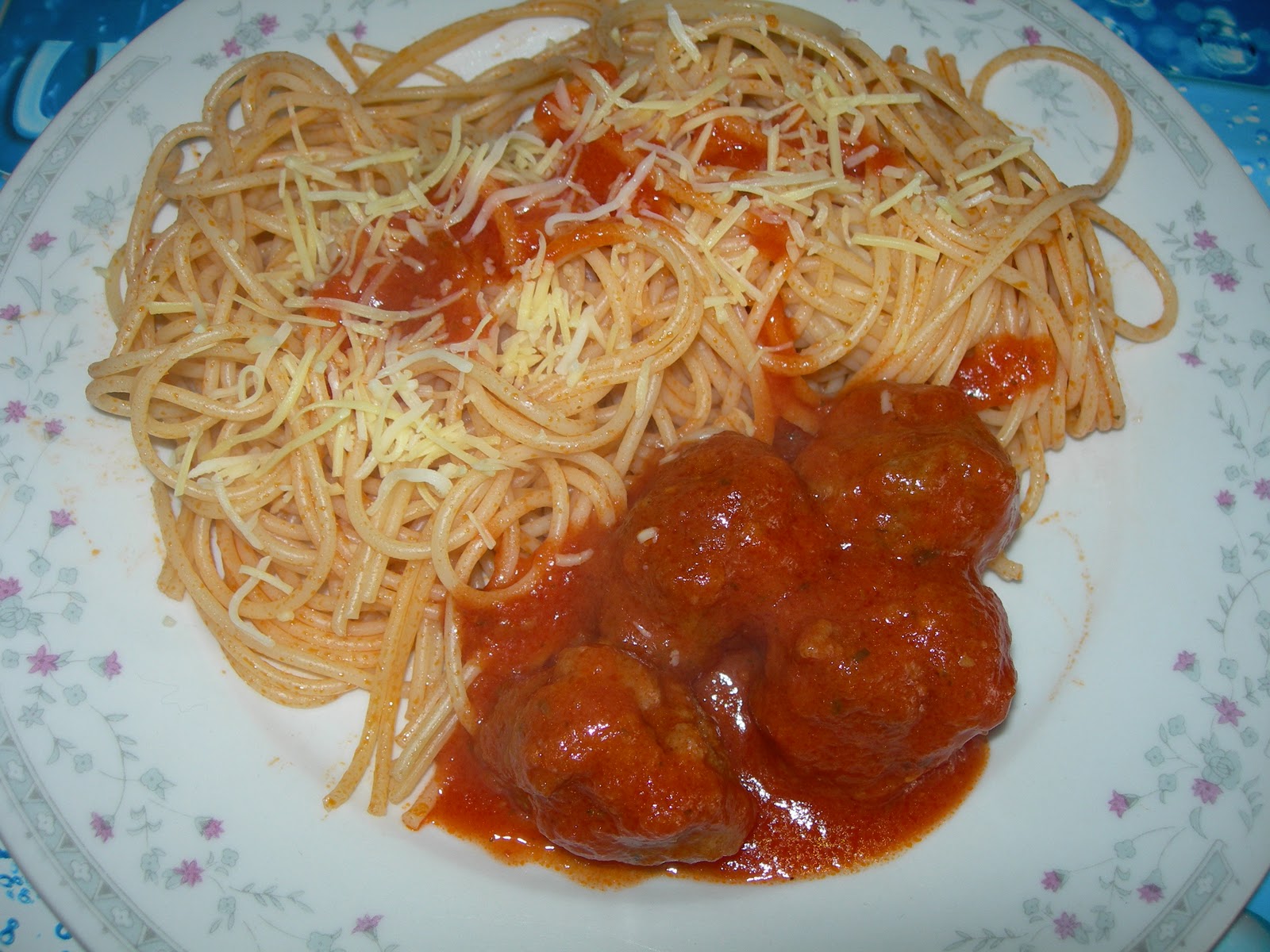 Ven a mi cocina: SPAGHETTI CON ALBÓNDIGAS EN SALSA BARBACOA