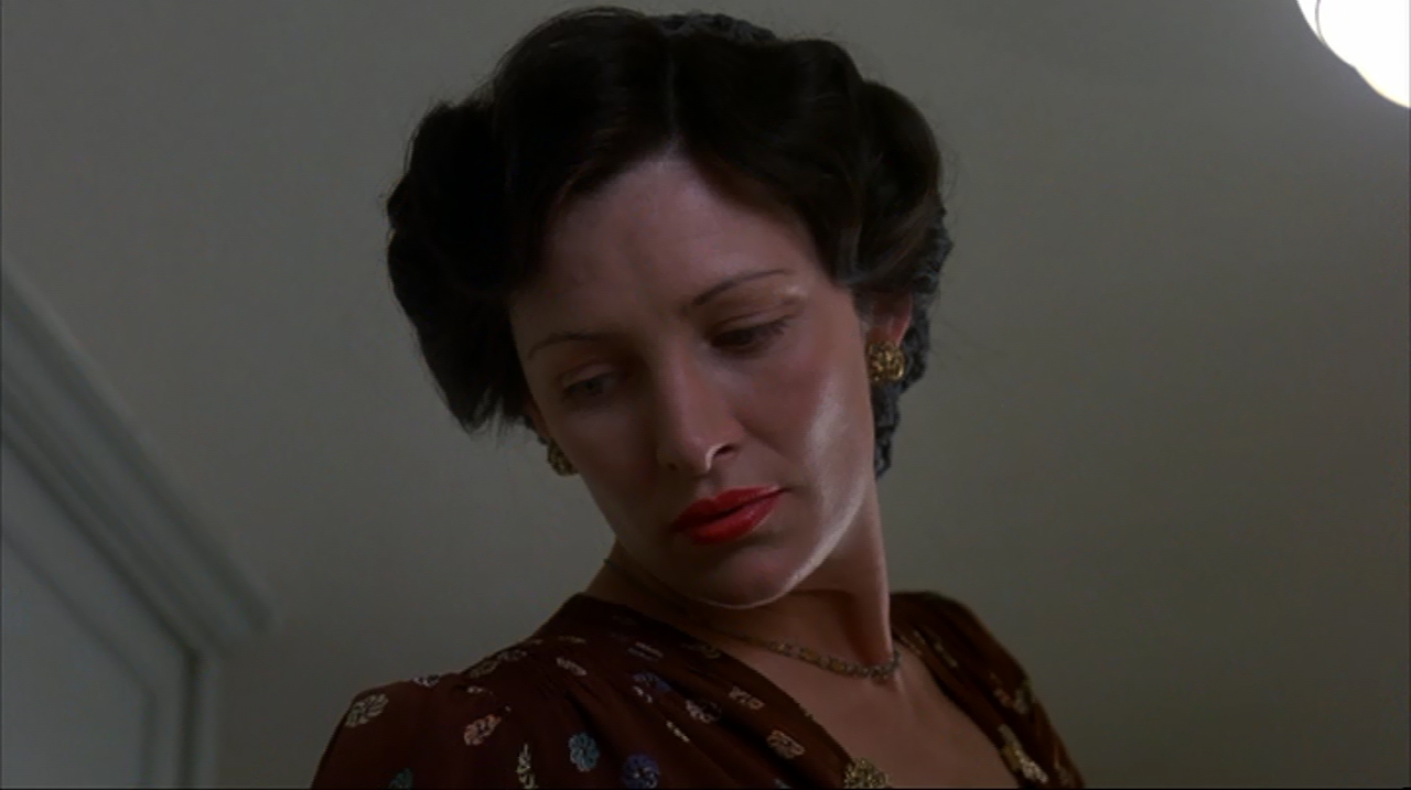 Nick's Film Jottings: A Private Function (1984 Malcolm Mowbray)