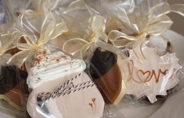 Sugar Bea's Blog: Fall Wedding Cookies