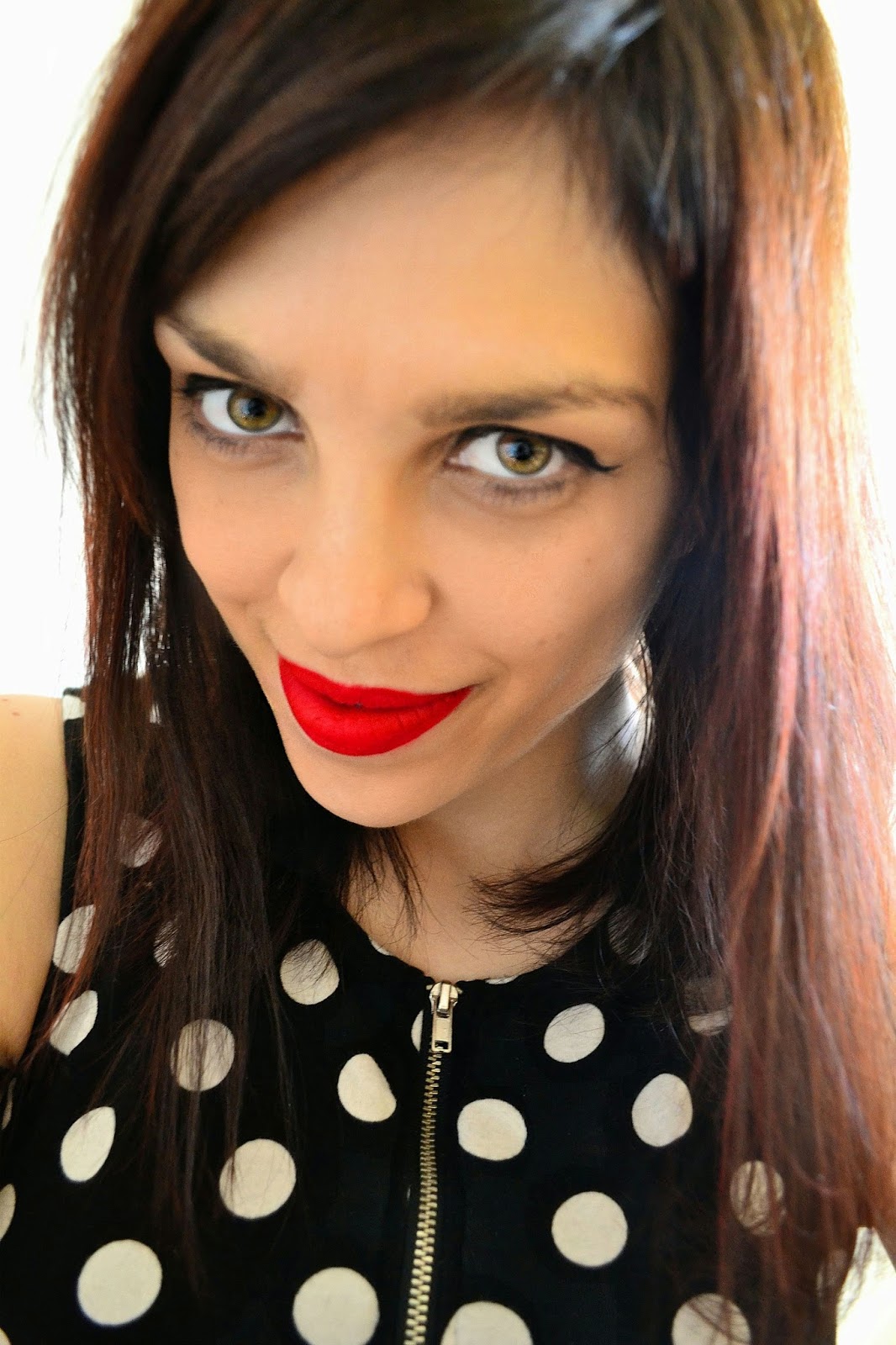 Snapshot Fashion: Step By Step- The Perfect Red Lip