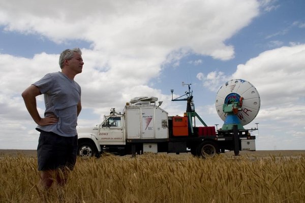 Stuck In The Buckosphere: RIP Tim Samaras and members of the TWISTEX team.