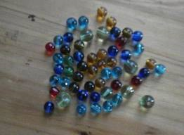 PERMAINAN TRADISIONAL GULI ~ VANIA GIRALDI