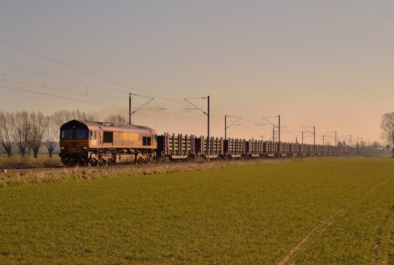LA PASSION DU TRAIN: à Ecaillon ( Somain ) le 24 Mars avec Tarek