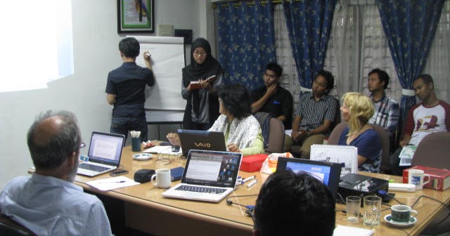 Stuart Marsden's Conservation Research Group: Java's mountain forests ...