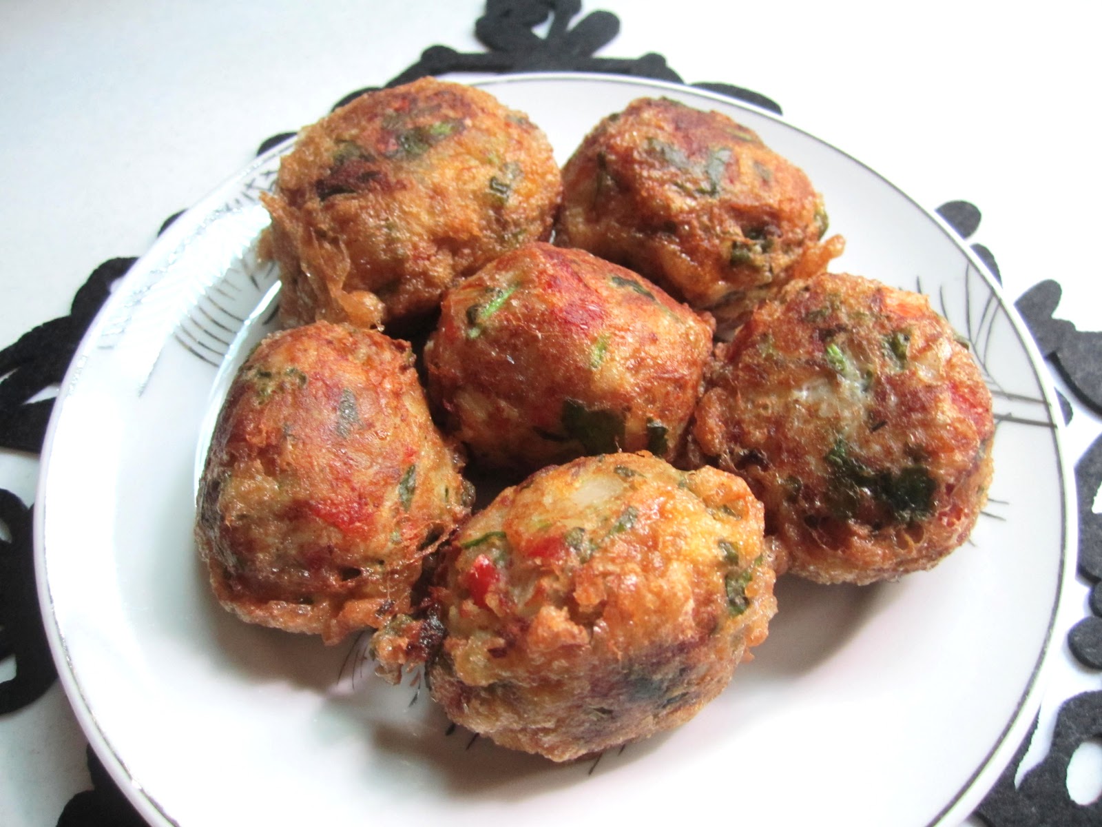 Daily Cuppa: Bergedil Ikan (Indonesian Fish Cutlets)