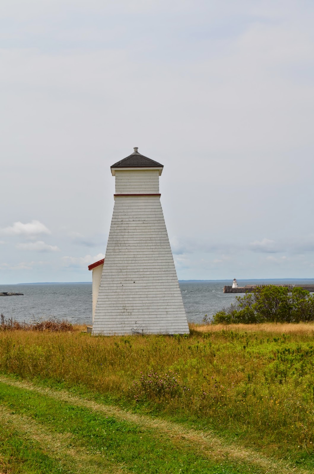 Neal's Lighthouse Blog: Port Borden Range Front Lighthouse, Port Borden ...