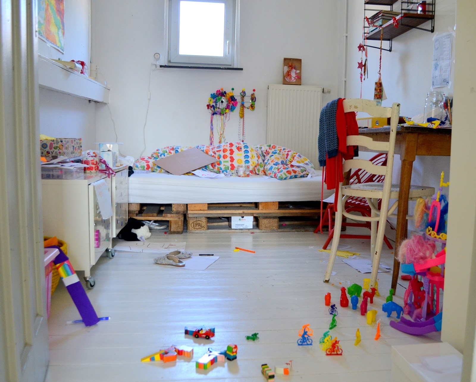 mama van vijf: Ruim je kamer op!